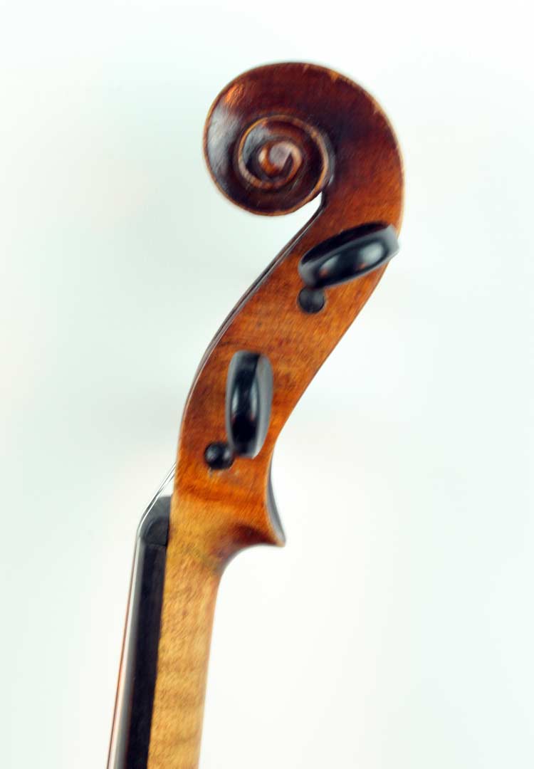 MV15/ 76b Antique German (Markneukirchen) violin. Herringbone-style ...